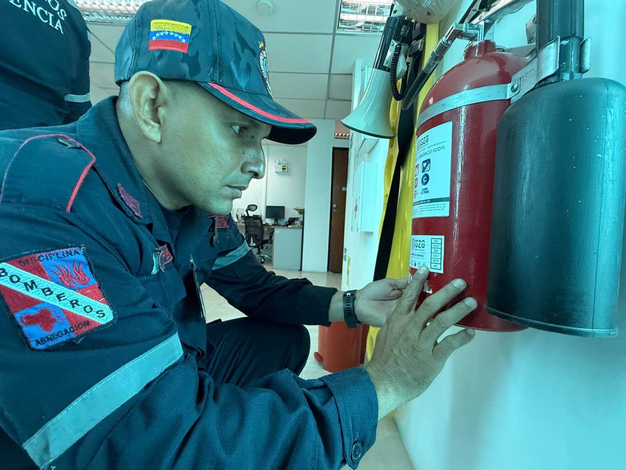 Alcaldía de Valencia - Cuerpo de Bomberos de Valencia realiza despliegue para revisión de los ...